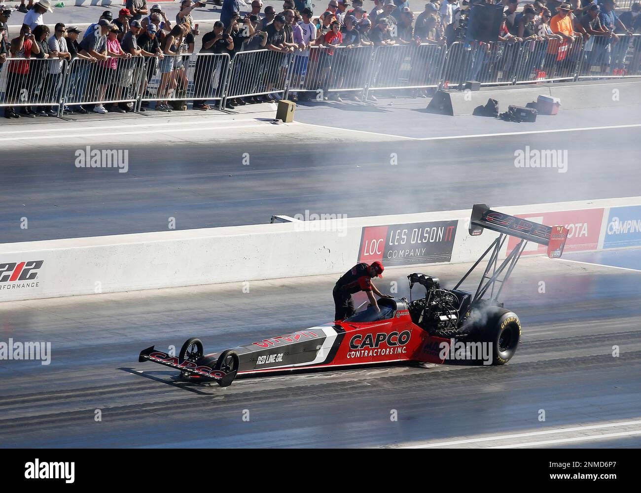 LAS VEGAS, NV - OCTOBER 31: Steve Torrence (1 TF) Capco NHRA Top Fuel ...