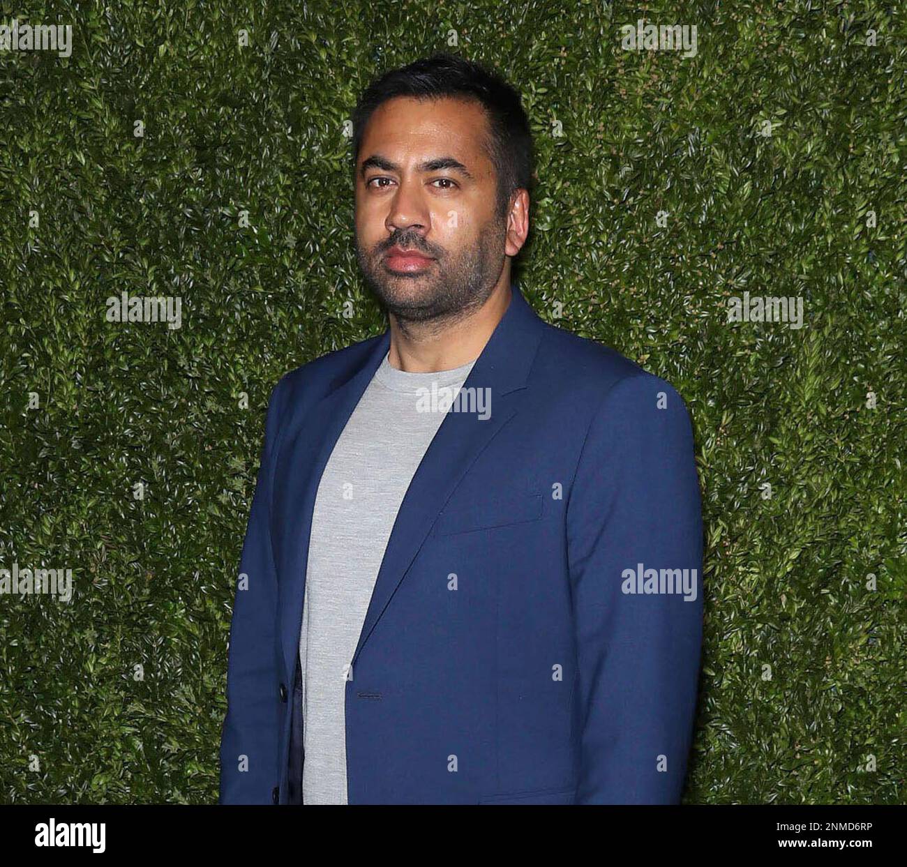 OCTOBER 31st 2021: Actor Kal Penn comes out as gay and reveals that he ...