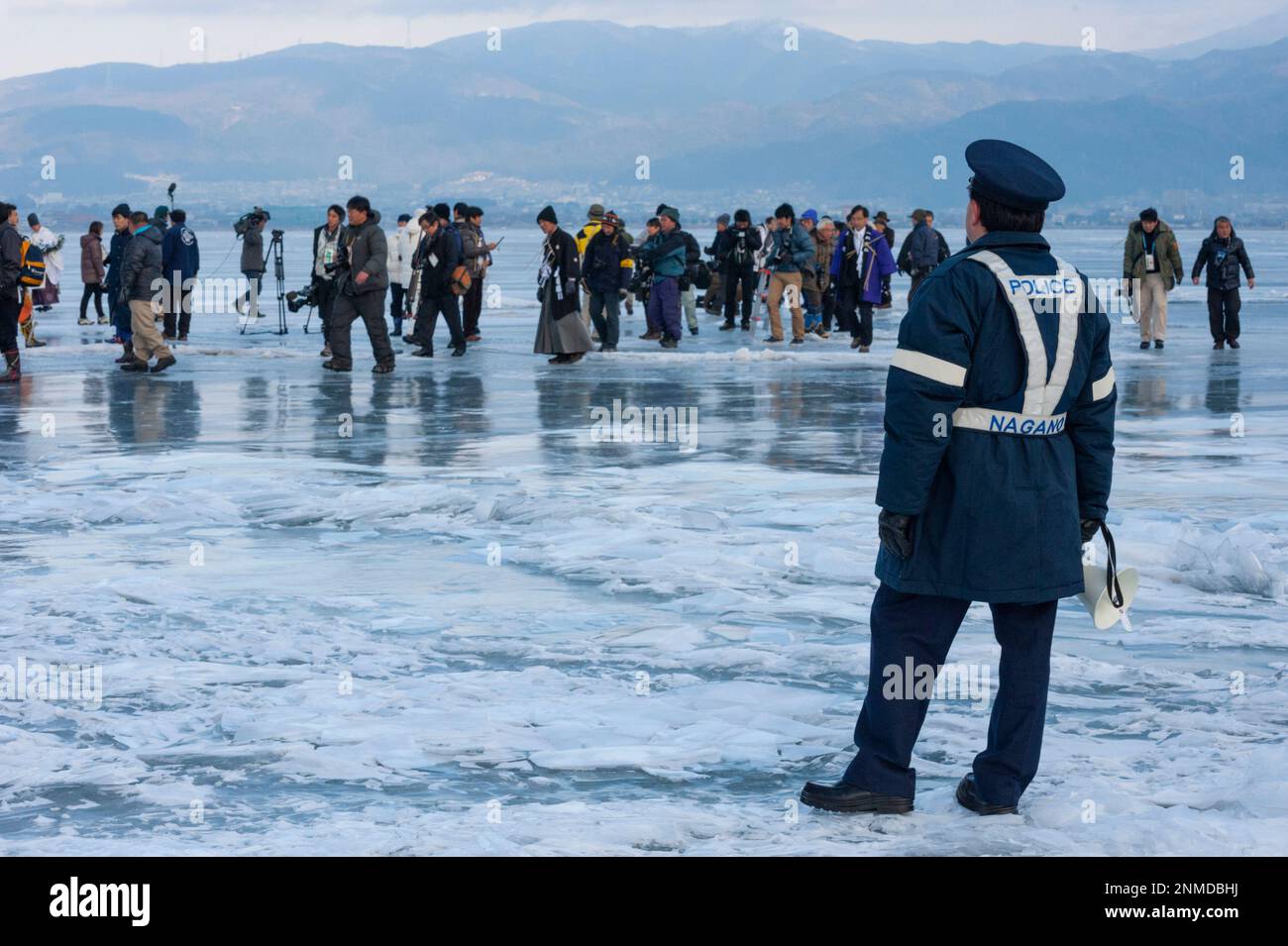 Omiwatari hi-res stock photography and images - Alamy