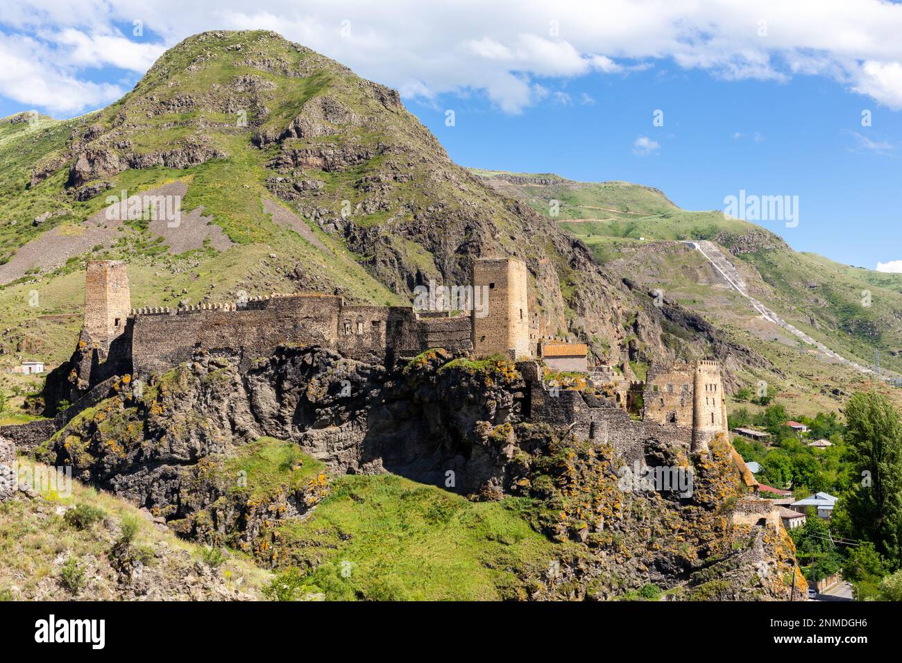 Khertvisi Fortress, Georgia, summer landscape with stone medieval ...