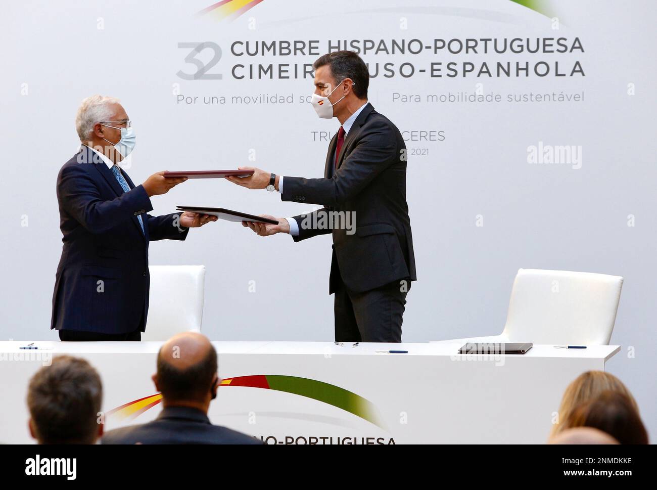 The Prime Minister of Portugal, Antonio Costa (left), and the President ...