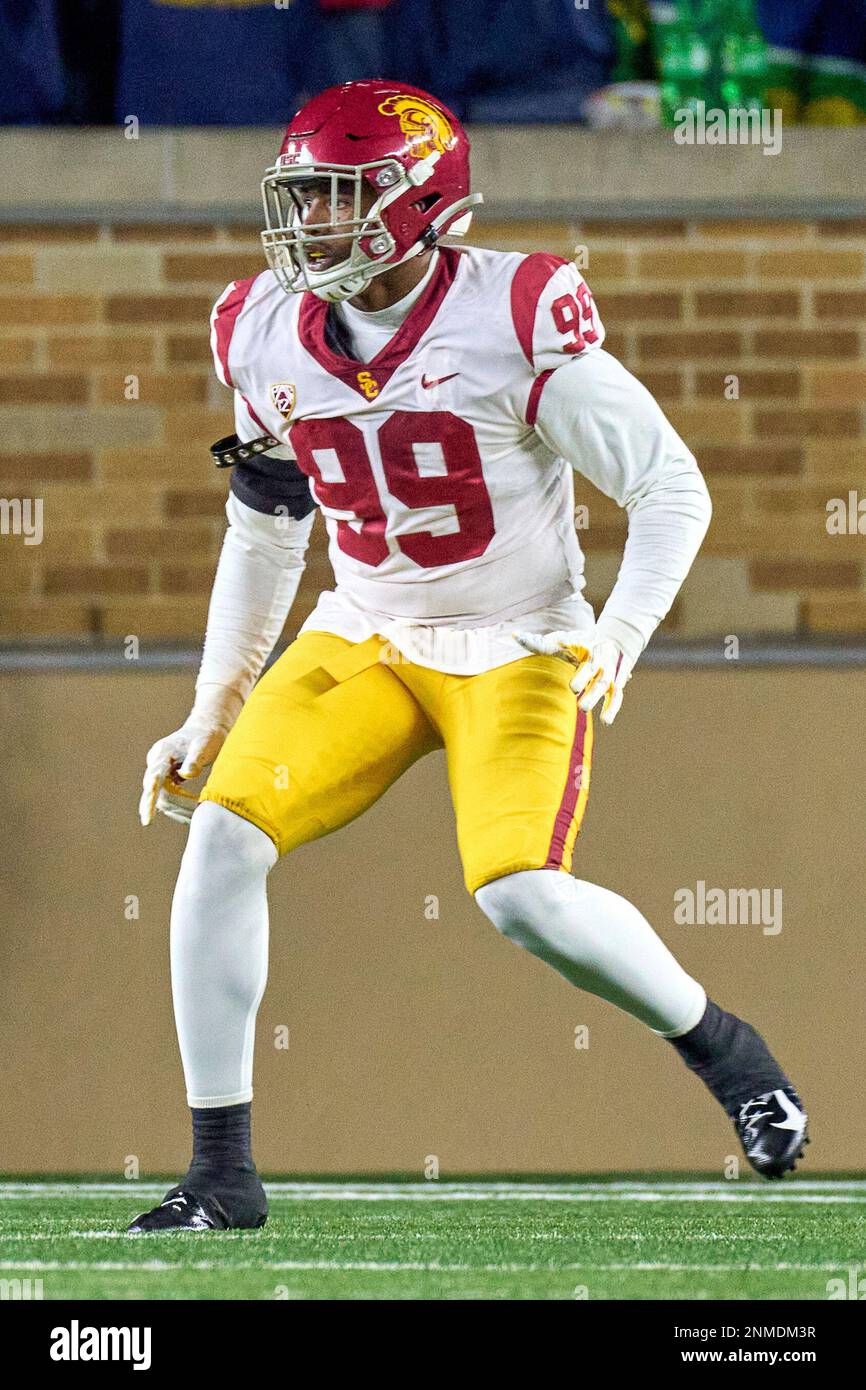 SOUTH BEND, IN - OCTOBER 23: USC Trojans linebacker Drake Jackson (99 ...