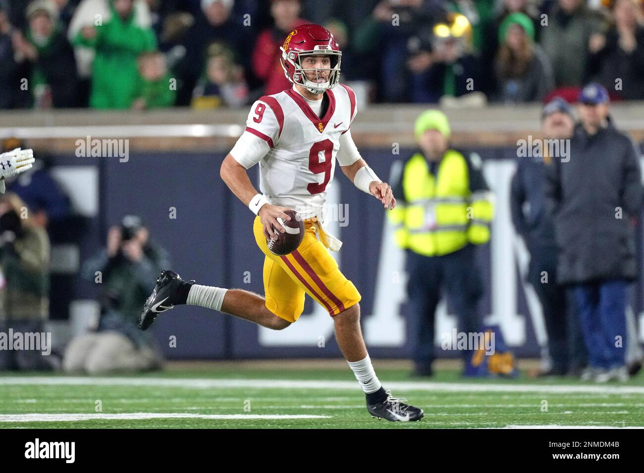 SOUTH BEND, IN - OCTOBER 23: USC Trojans quarterback Kedon Slovis (9 ...
