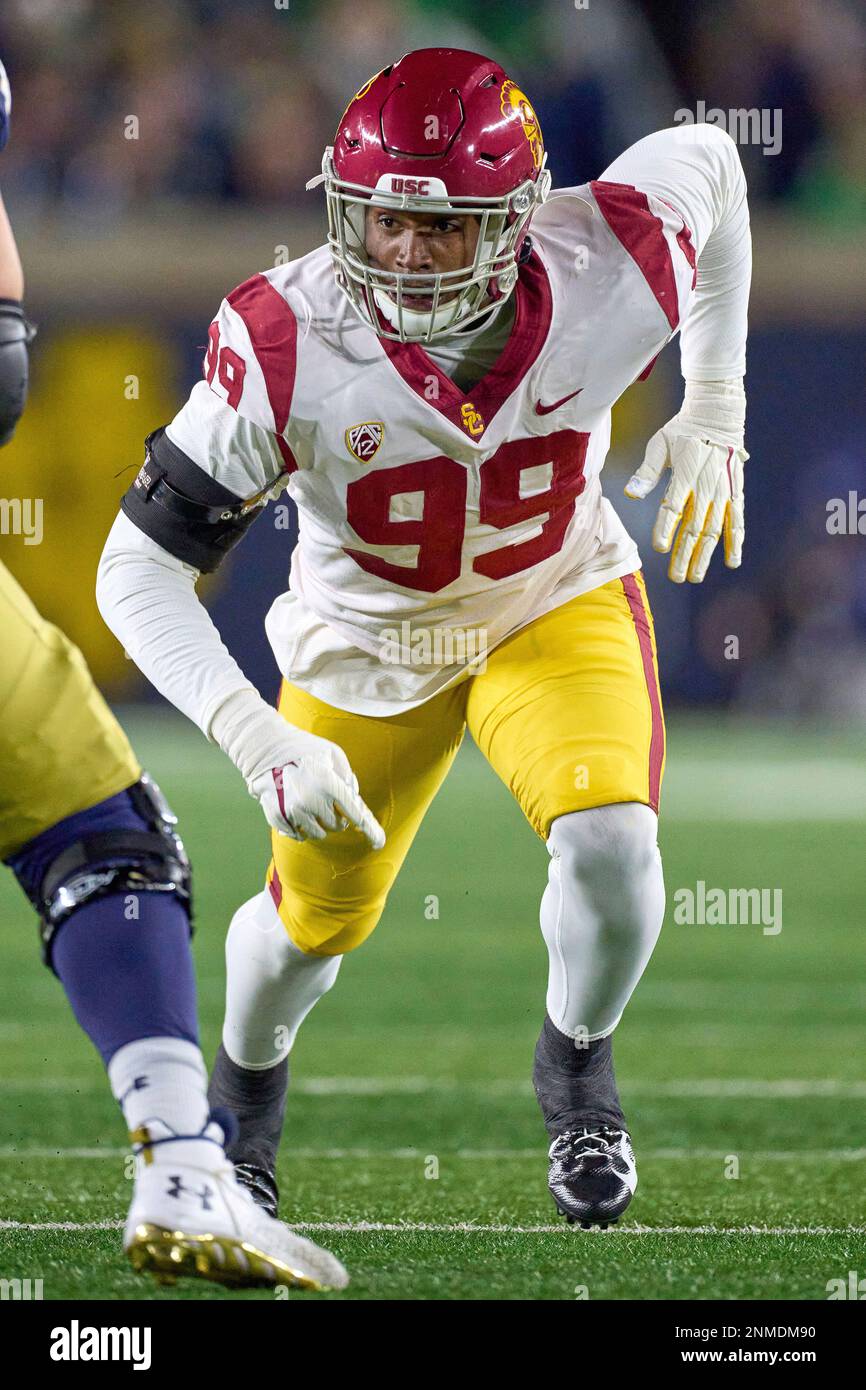 SOUTH BEND, IN - OCTOBER 23: USC Trojans linebacker Drake Jackson (99 ...