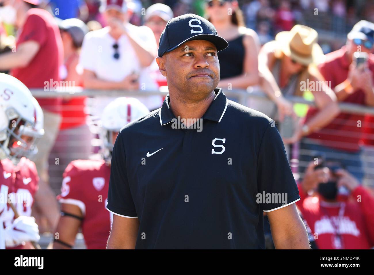 PALO ALTO, CA - OCTOBER 02: Stanford Cardinal head coach David Shaw ...