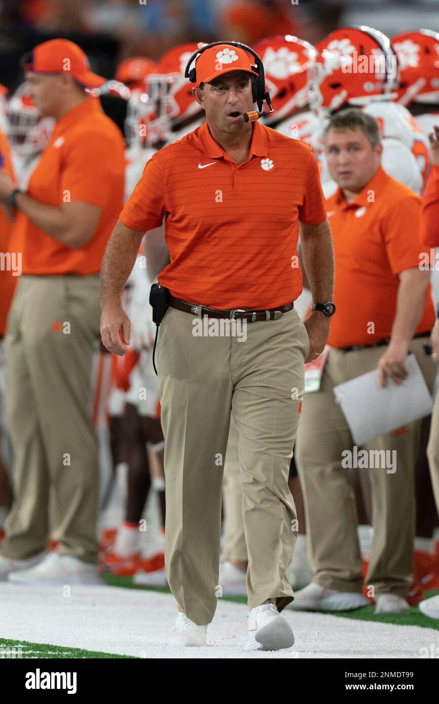 SYRACUSE, NY - OCTOBER 15: Clemson Tigers Head Coach Dabo Swinney ...