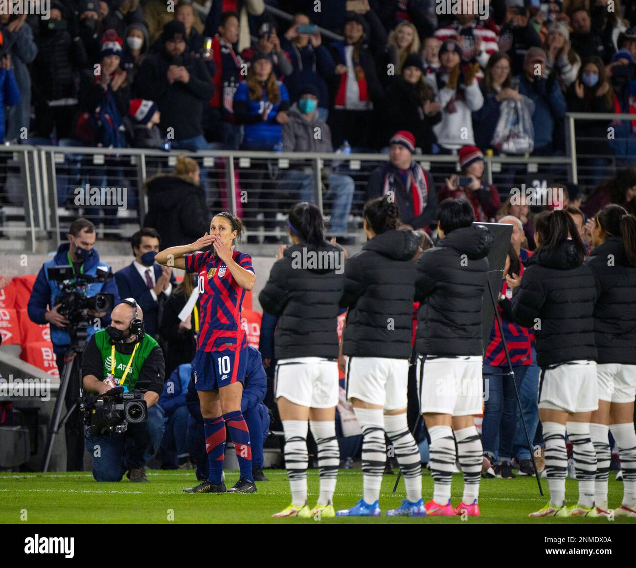 United States forward Carli Lloyd (10) blows a kiss to the stadium ...