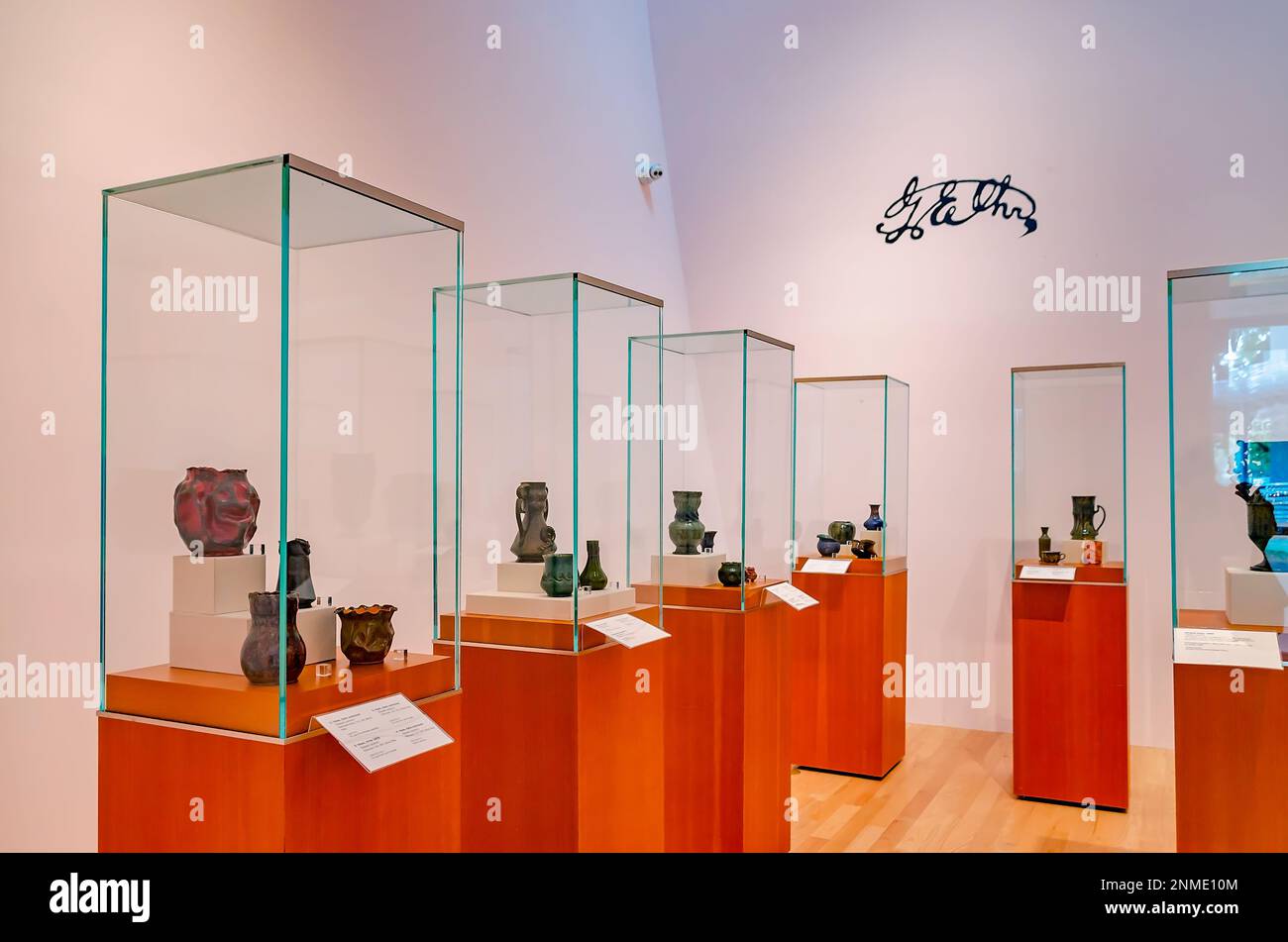 Master potter hi-res stock photography and images - Alamy