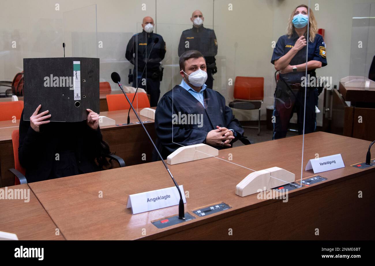 Defendant Jennifer W. arrives in a courtroom for her trial in Munich ...