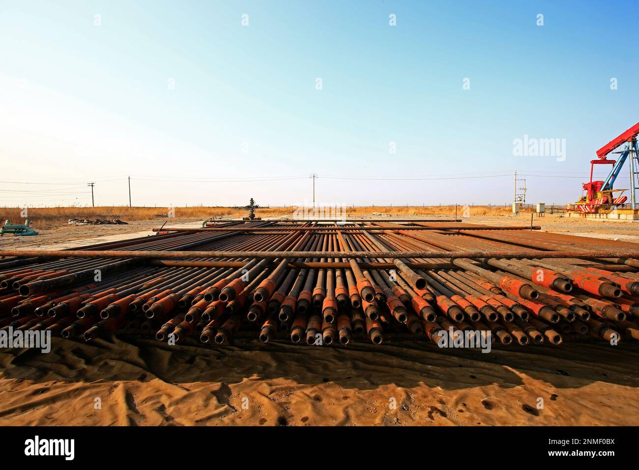 Oil production platform equipment pumping unit hi-res stock photography ...