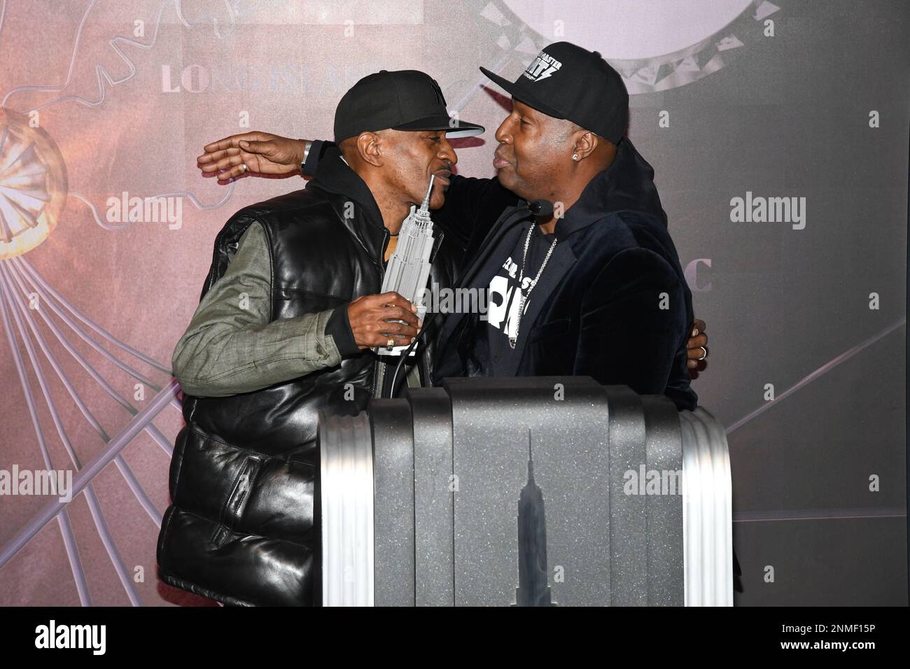Rakim and Grandmaster Flash visit the Empire State Building to ...