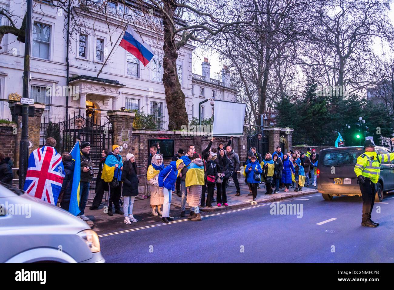 Russian embassy london hi-res stock photography and images - Alamy