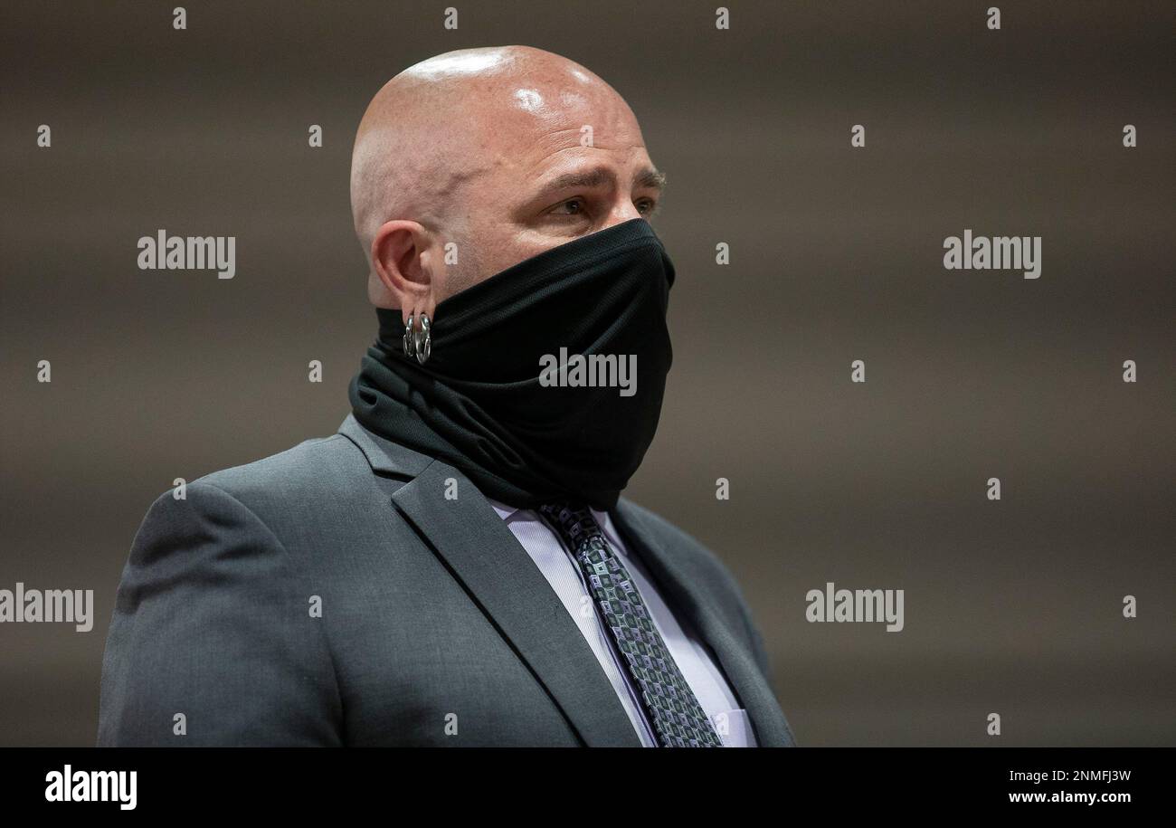 Sareb Kaufman, Susan Berman's stepson, gives his statement to the court ...