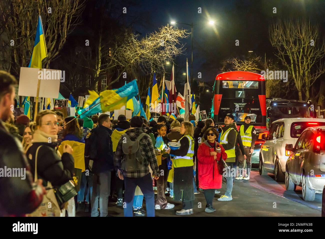 Russian flag in london hi-res stock photography and images - Alamy