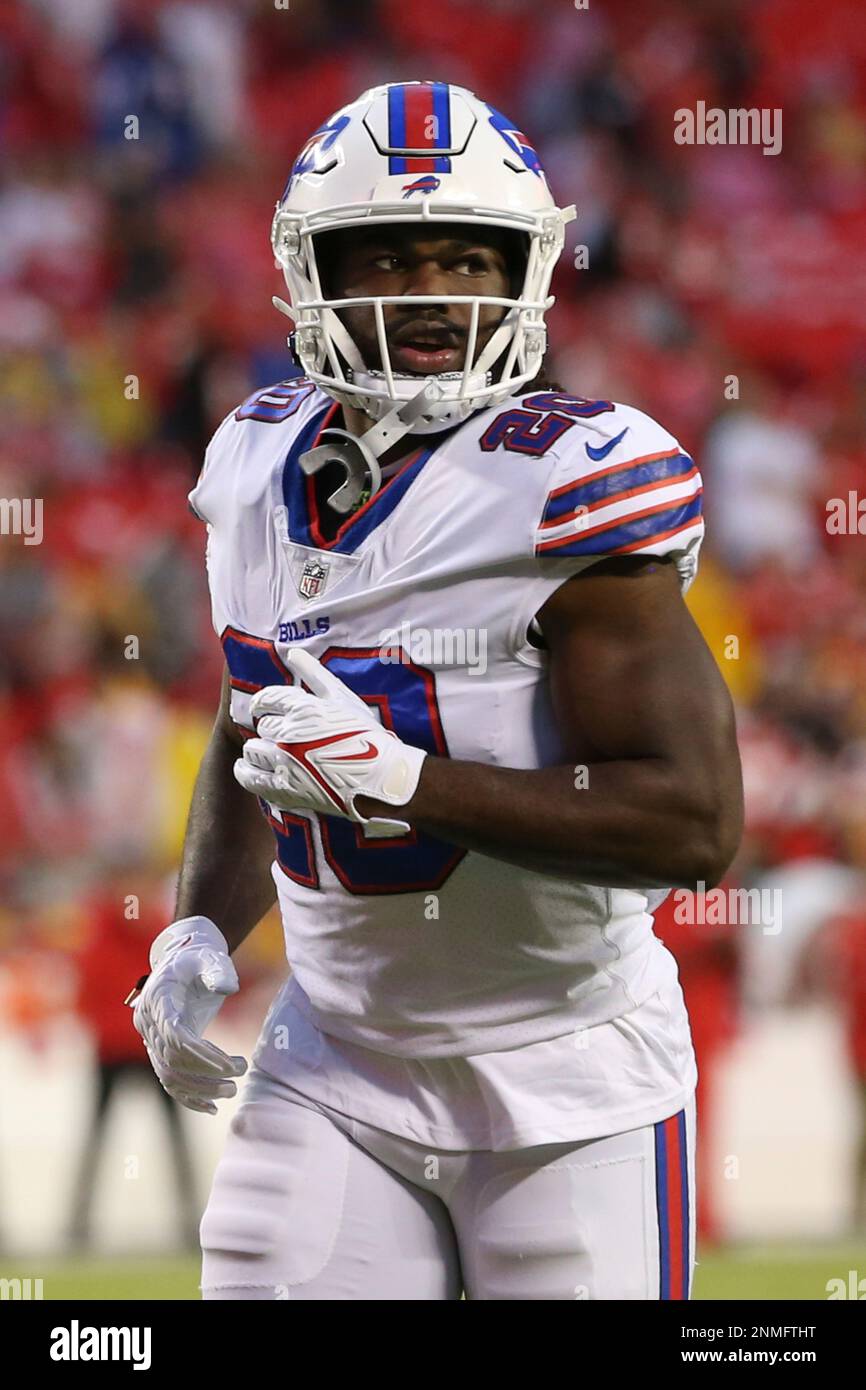 KANSAS CITY, MO - OCTOBER 10: Buffalo Bills running back Zack Moss (20 ...