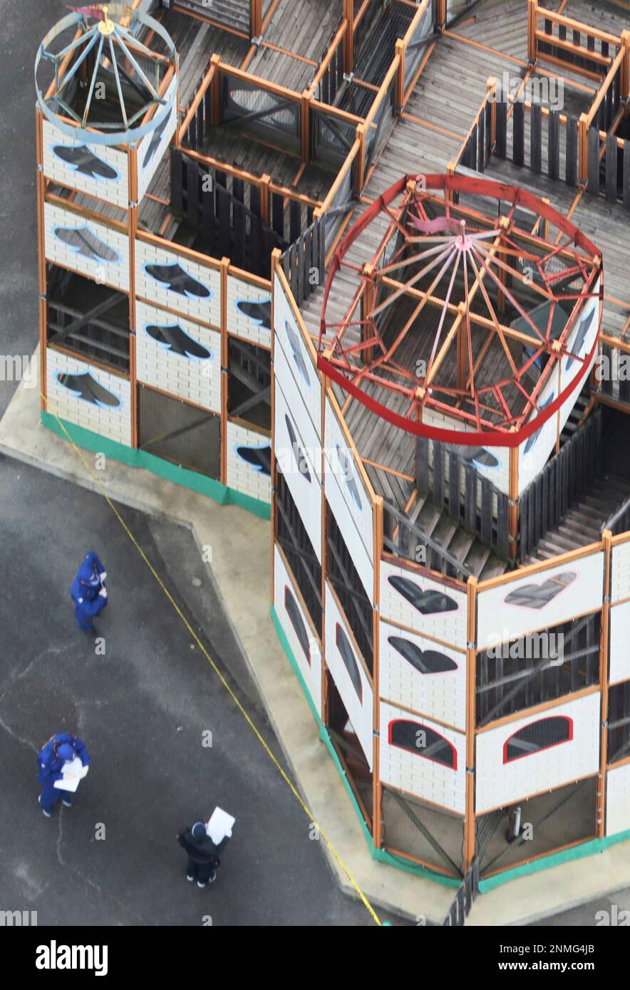 An aerial photo shows three-dimensional maze facility "Karakuri Meikyu ...