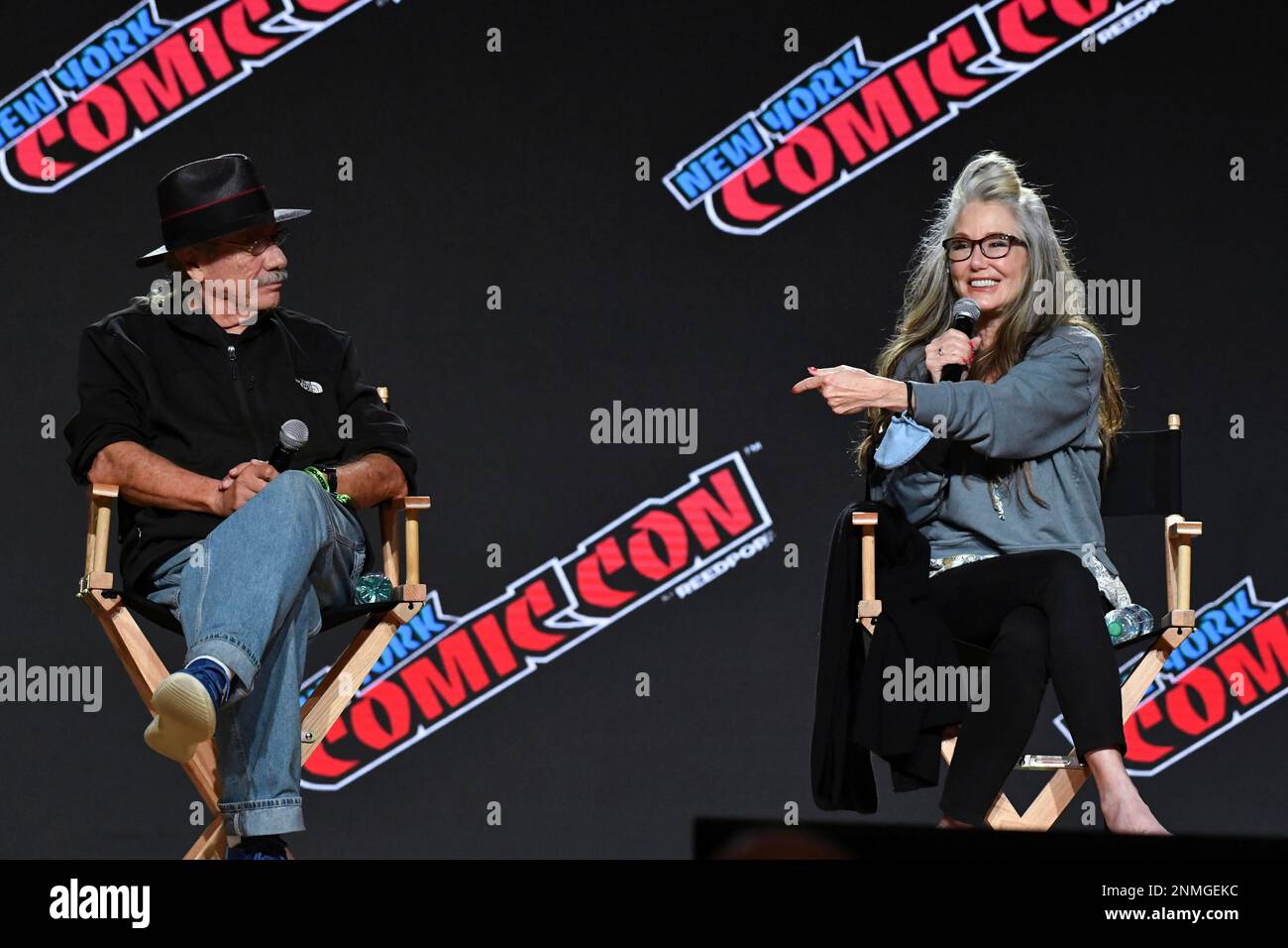 Photo by: NDZ/STAR MAX/IPx 2021 10/7/21 Edward James Olmos and Mary ...