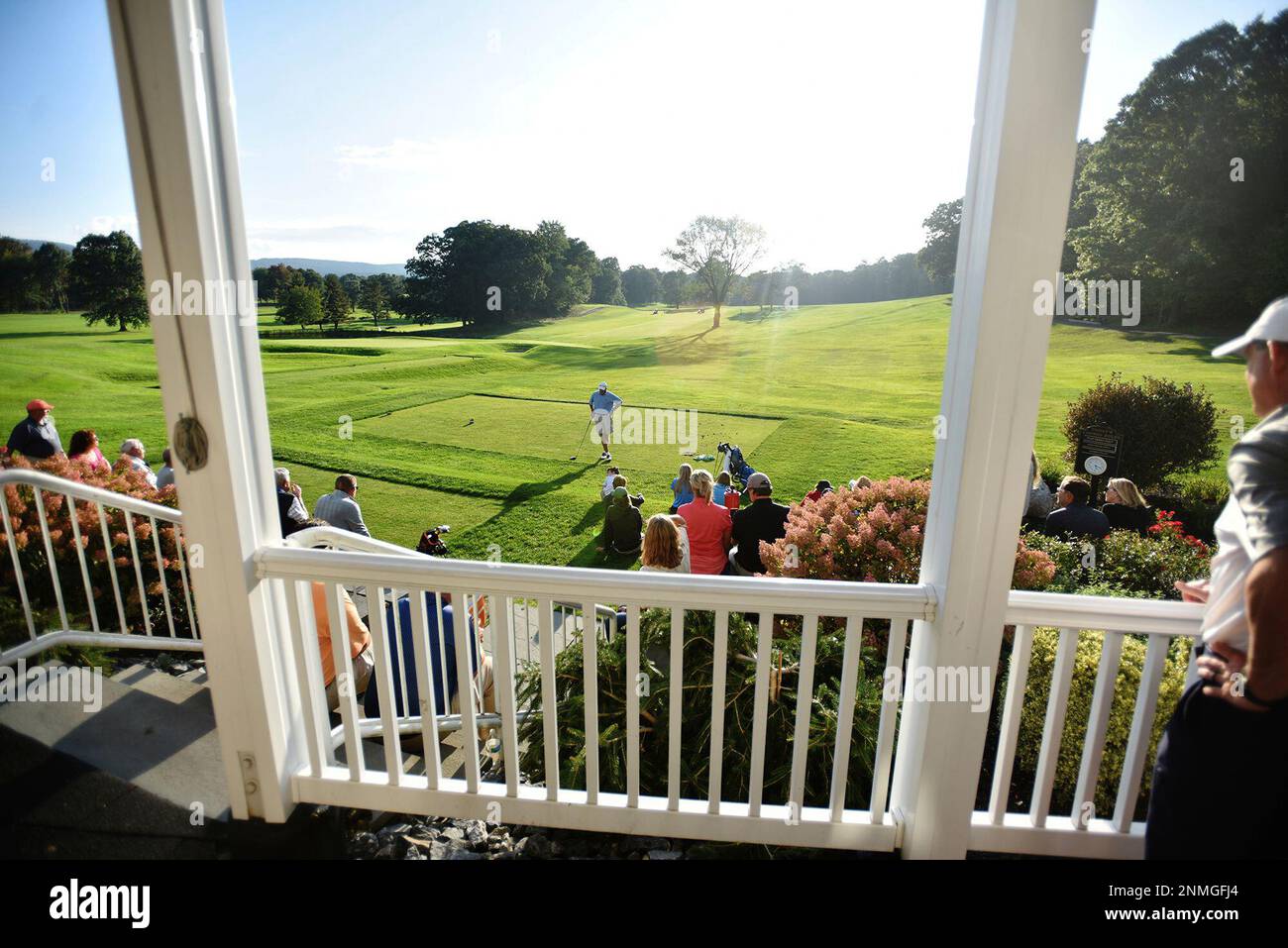 PGA professional golfer Ted Tryba, center tpo, talks to a crowd at ...