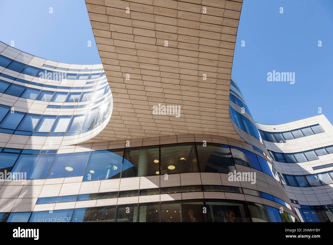 Koe-Bogen, building designed by Star Architect Daniel Libeskind ...