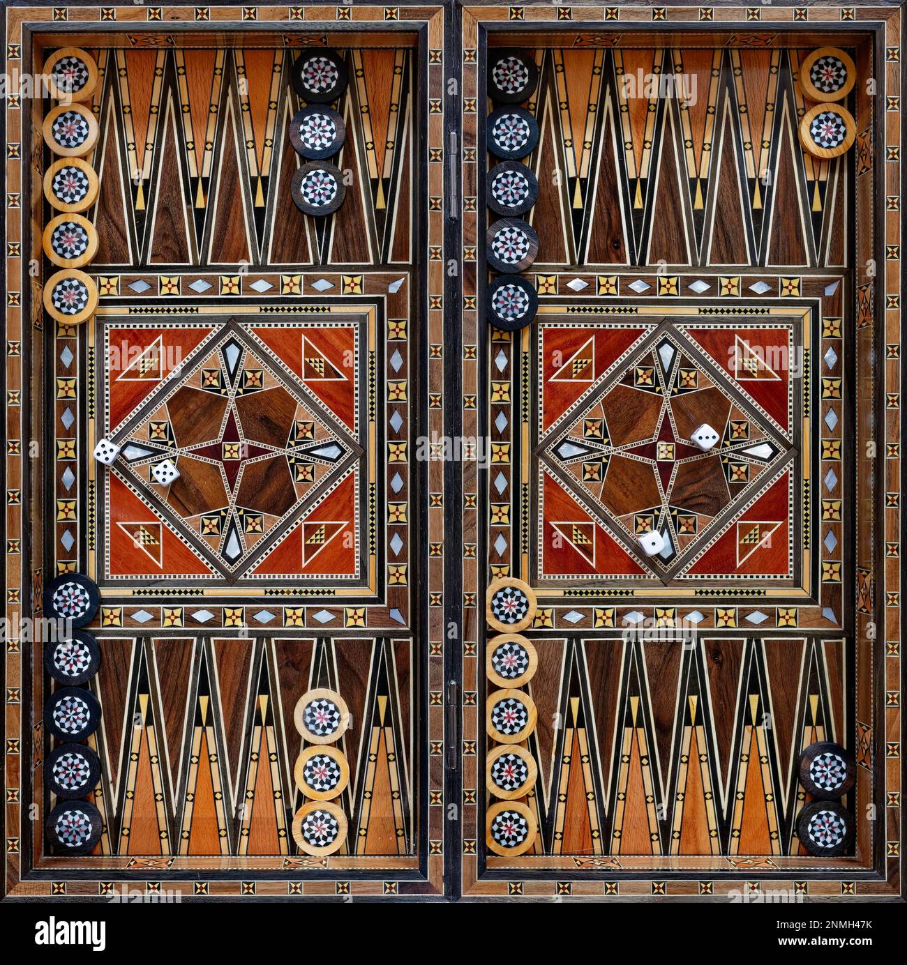 Wooden chess backgammon game, oriental design, handicraft from Damascus ...
