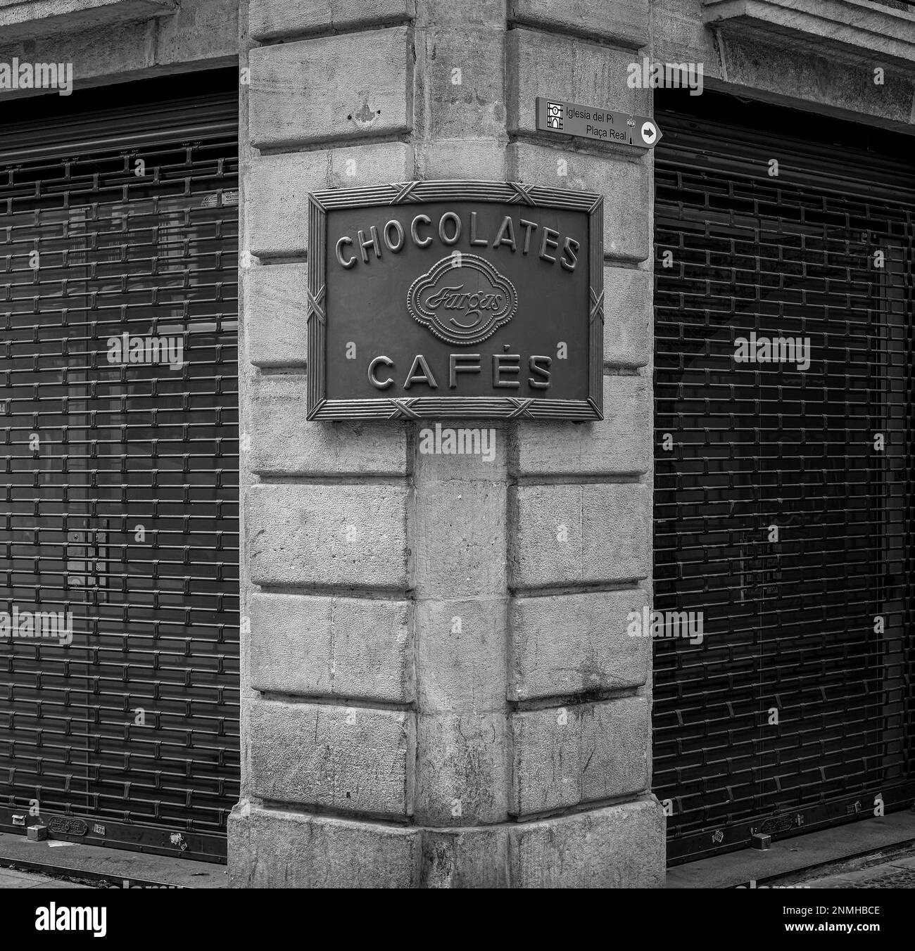 Bars and shops in the alleys of Barcelona, Catalonia, Spain Stock Photo ...
