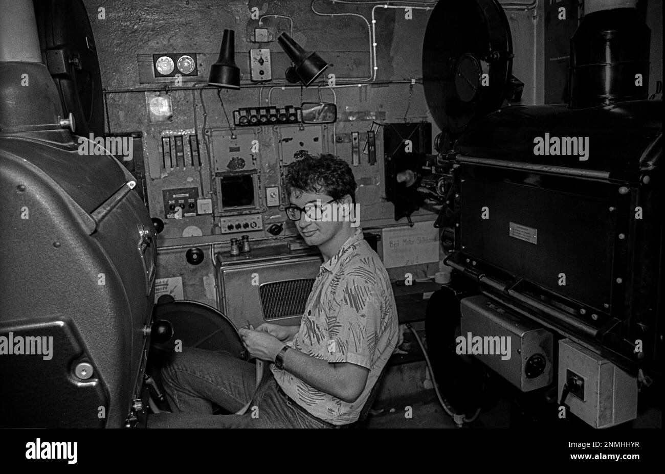West Berlin, 21.1.1990, Schlueter cinema in Schlueterstrasse, in the ...