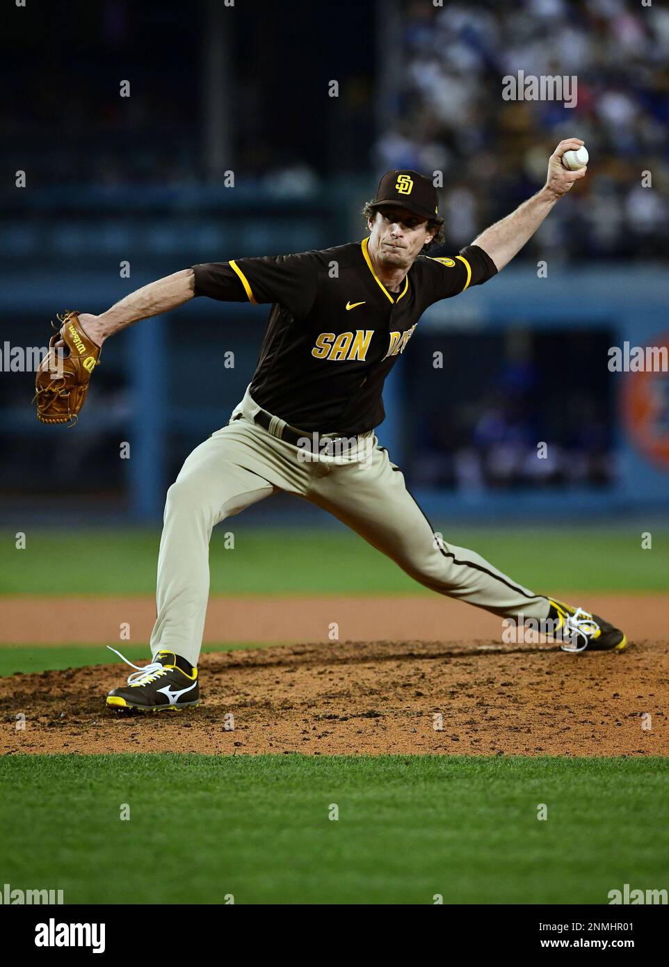 LOS ANGELES, CA - SEPTEMBER 29: San Diego Padres pitcher Tim Hill (25 ...