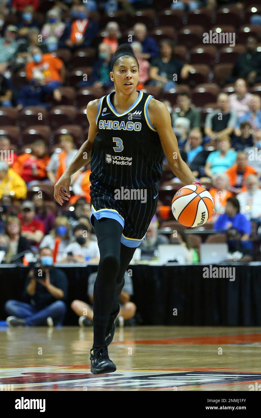 UNCASVILLE, CT - SEPTEMBER 28: Chicago Sky forward/center Candace ...