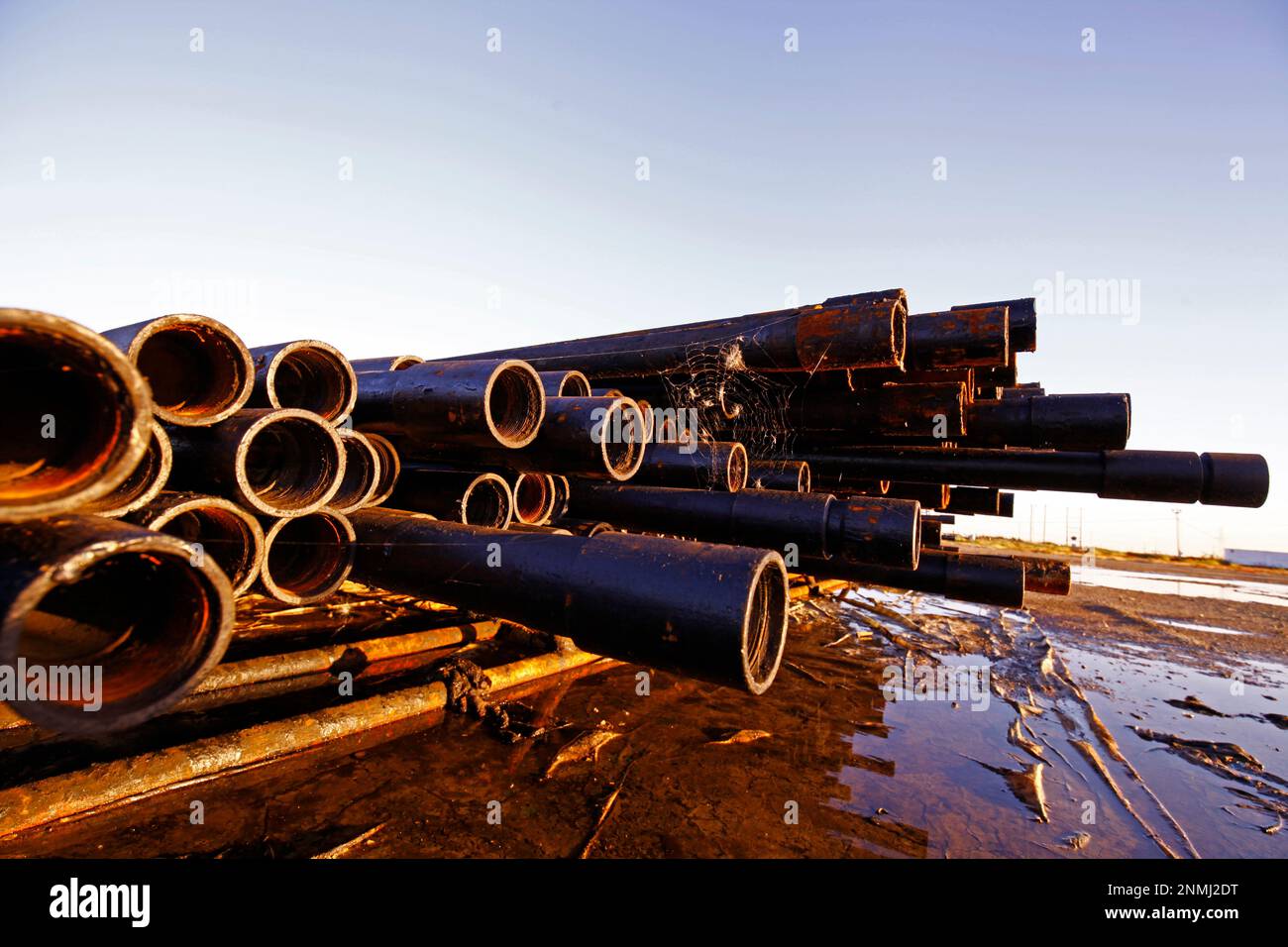 Oil drill pipe Stock Photo - Alamy