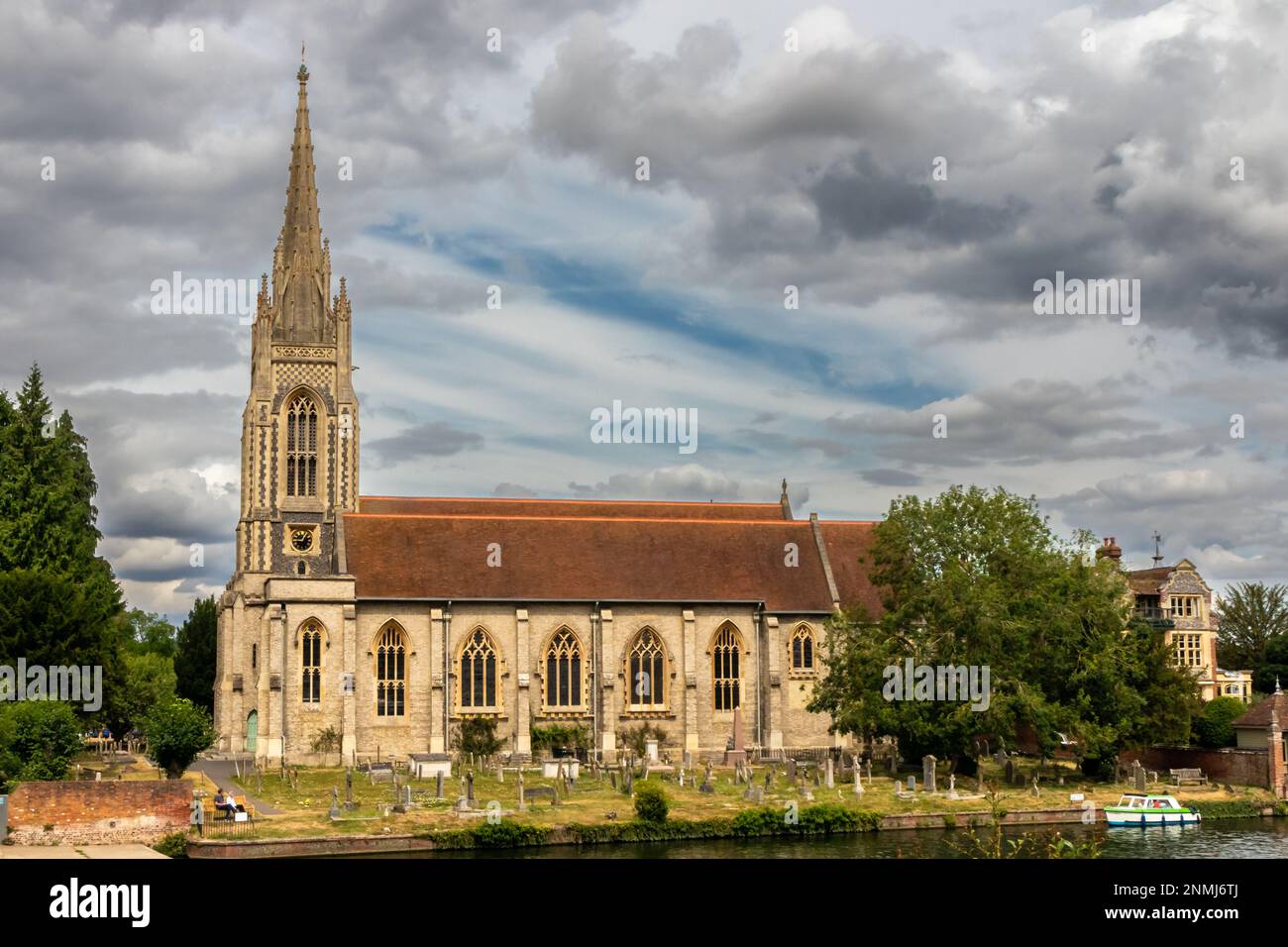All saints church marlow hi-res stock photography and images - Alamy