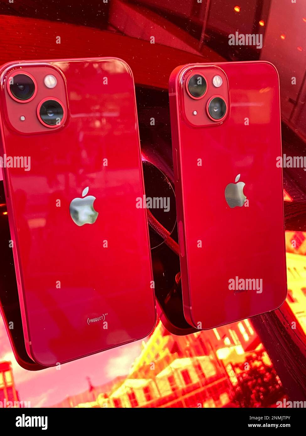 Photo by: STRF/STAR MAX/IPx 2021 9/24/21 The new iPhone 13 line of ...