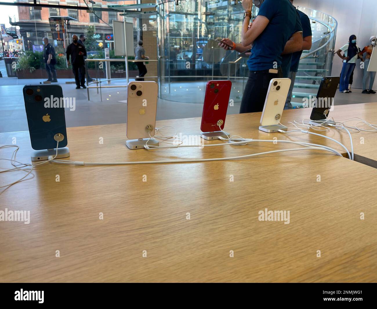 Photo by: STRF/STAR MAX/IPx 2021 9/24/21 The new iPhone 13 line of ...