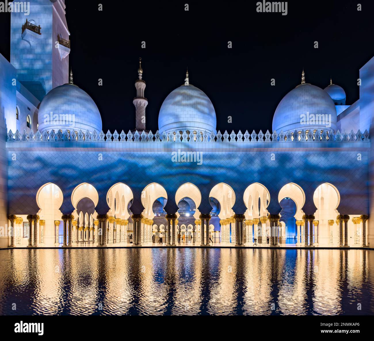 Sheikh Zayed Grand Mosque hallway corridor during sunset, in Abu Dhabi ...