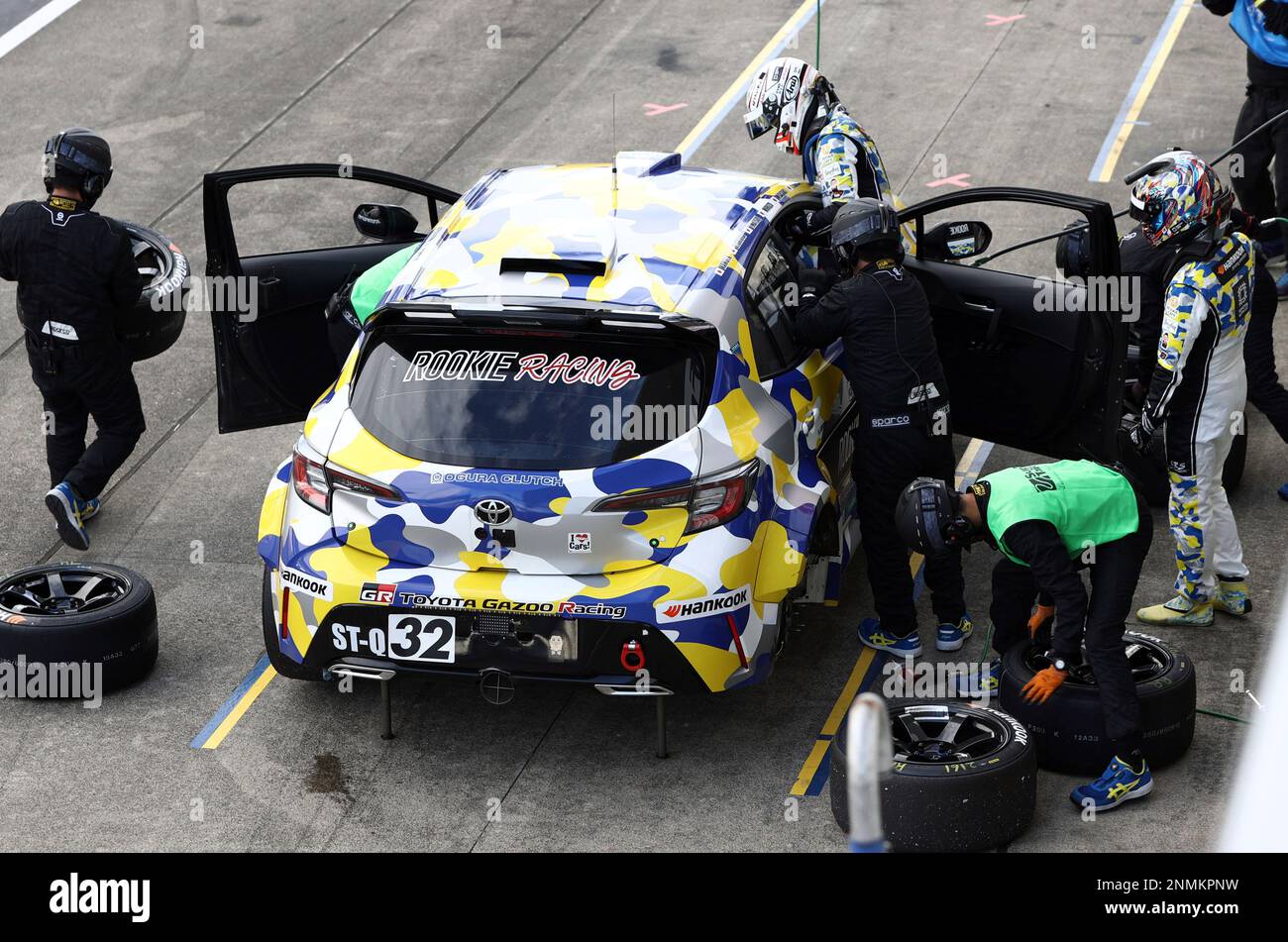 ROOKIE Racing's hydrogen-powered Corolla competes in Super Taikyu ...