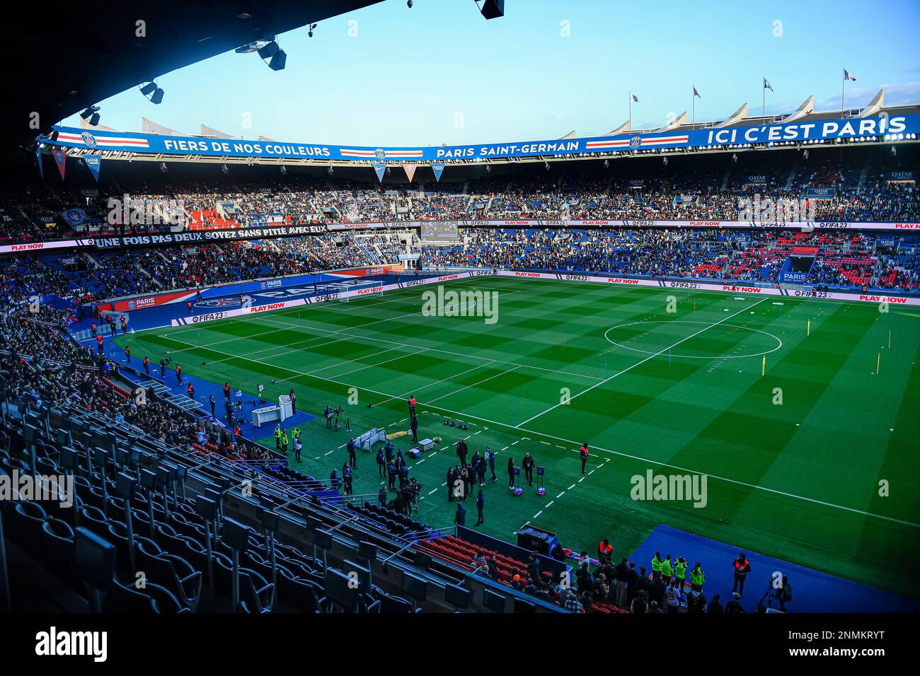 General view (overview atmosphere or ambiance illustration) with the ...