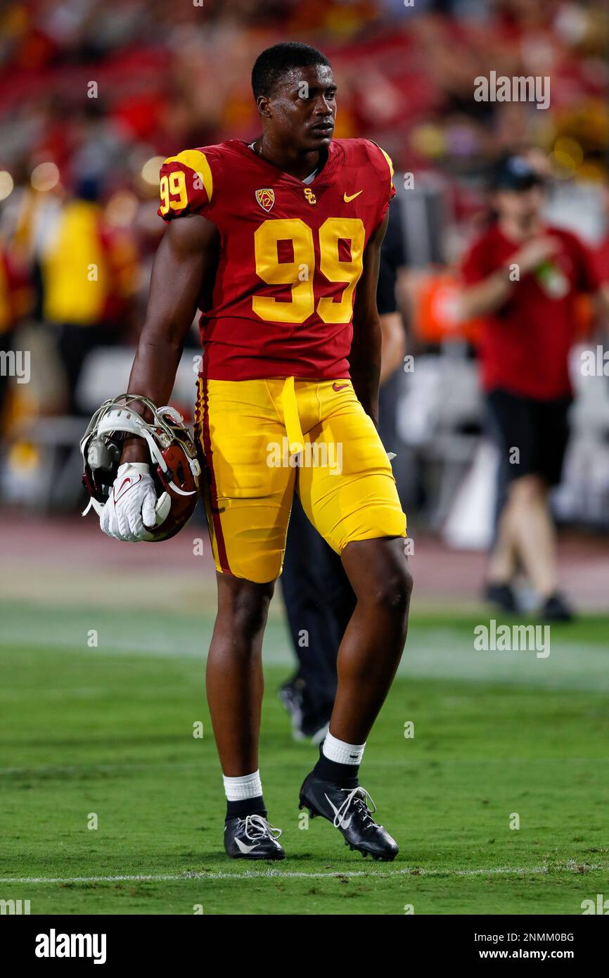 LOS ANGELES, CA - SEPTEMBER 11: USC Trojans linebacker Drake Jackson ...