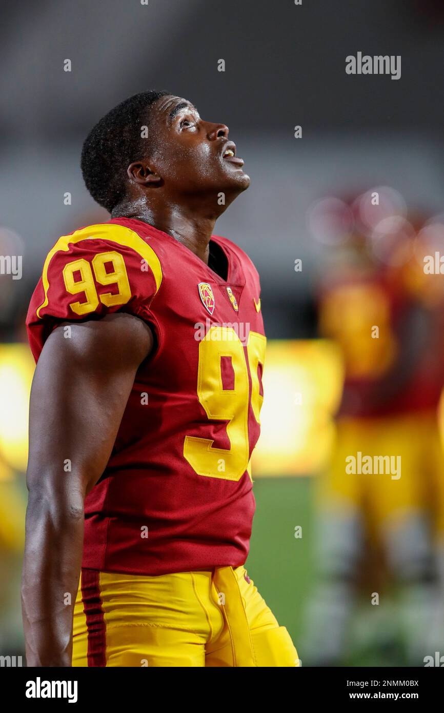 LOS ANGELES, CA - SEPTEMBER 11: USC Trojans linebacker Drake Jackson ...