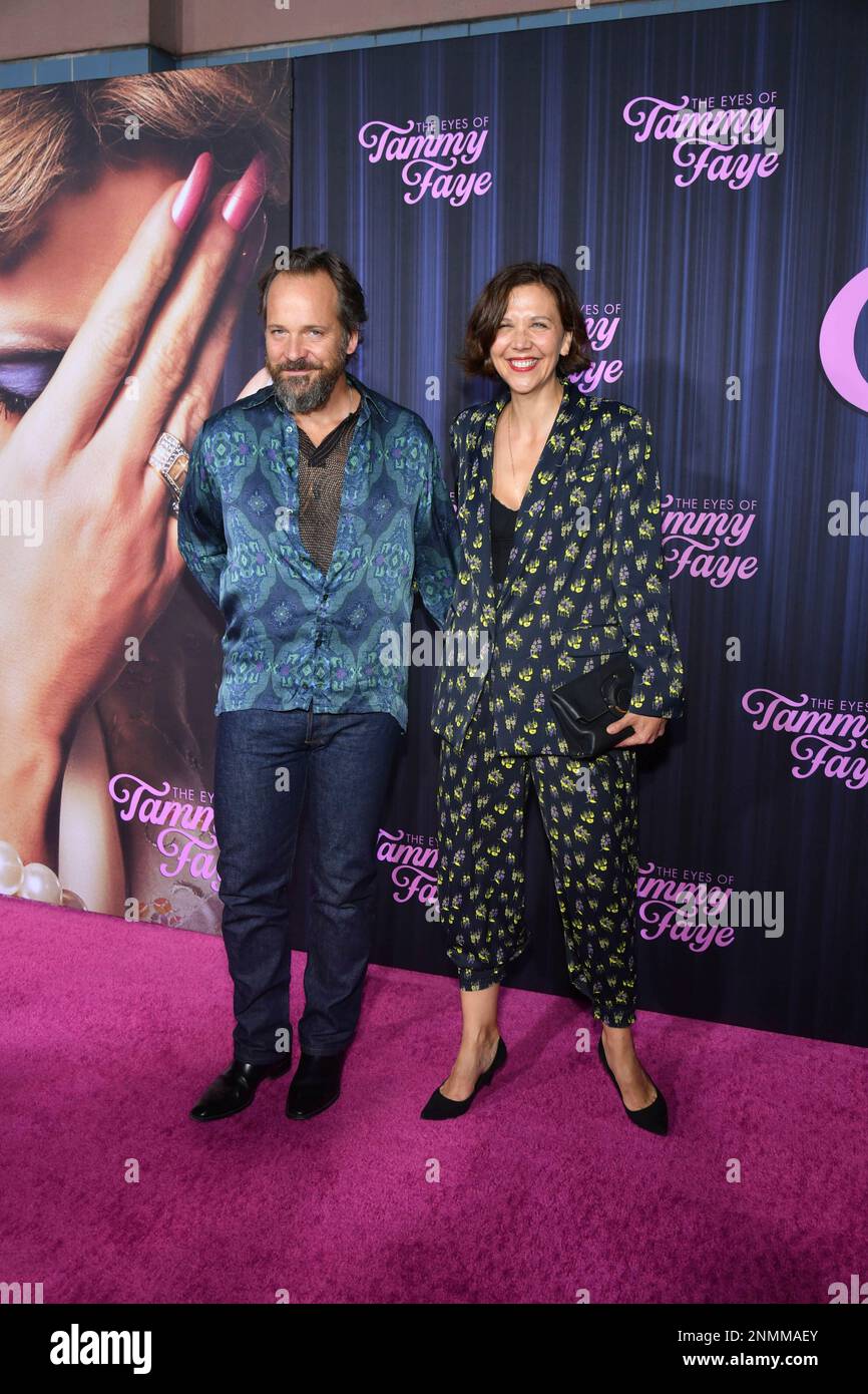 Photo by: NDZ/STAR MAX/IPx 2021 9/14/21 Peter Sarsgaard and Maggie ...