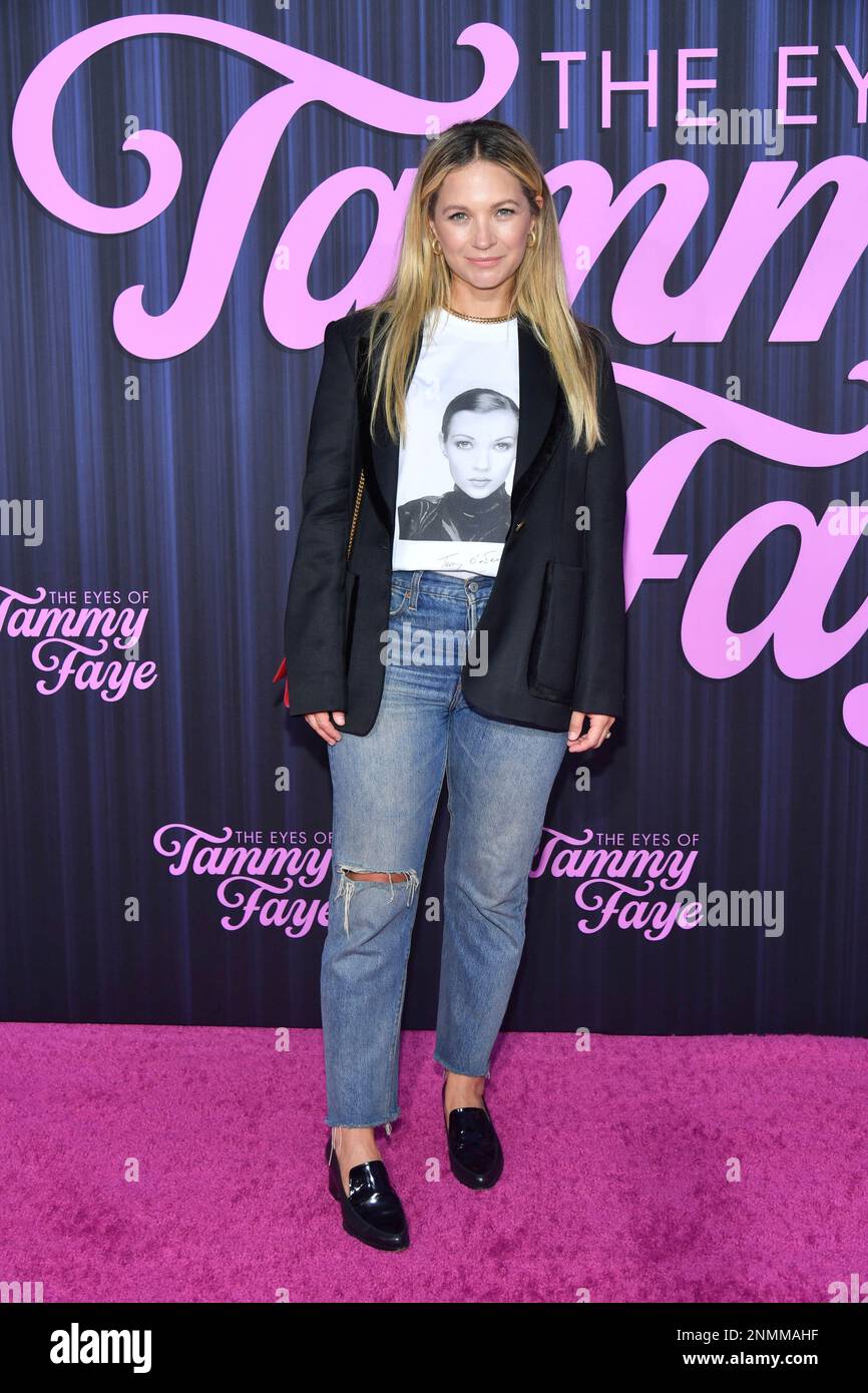 Photo by: NDZ/STAR MAX/IPx 2021 9/14/21 Vanessa Ray at the premiere of ...