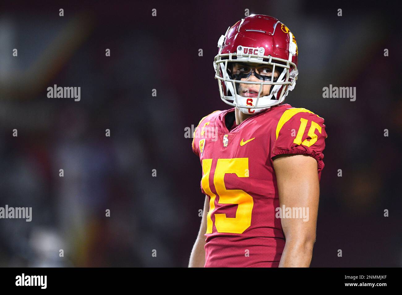 LOS ANGELES, CA - SEPTEMBER 11: USC Trojans wide receiver Drake London ...
