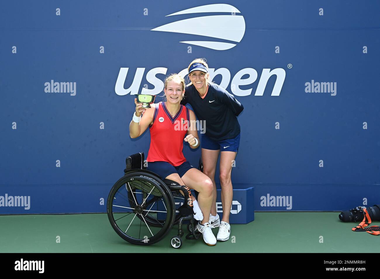 2021 US Open Wheelchair Women's Singles Champion, Diede De Groot with ...