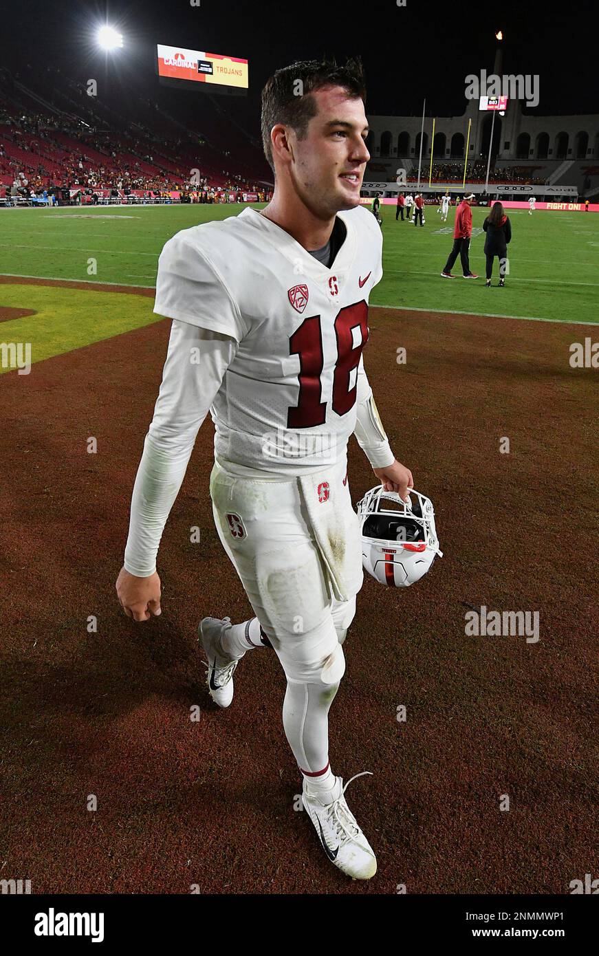 LOS ANGELES, CA - SEPTEMBER 11: Stanford Cardinal quarterback Tanner ...