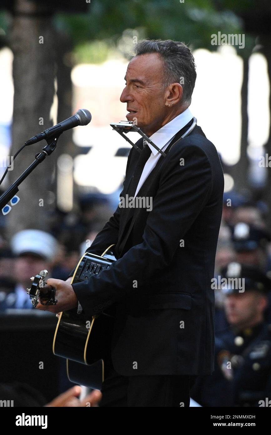 Photo by: NDZ/STAR MAX/IPx 2021 9/11/21 Bruce Springsteen sings at the ...