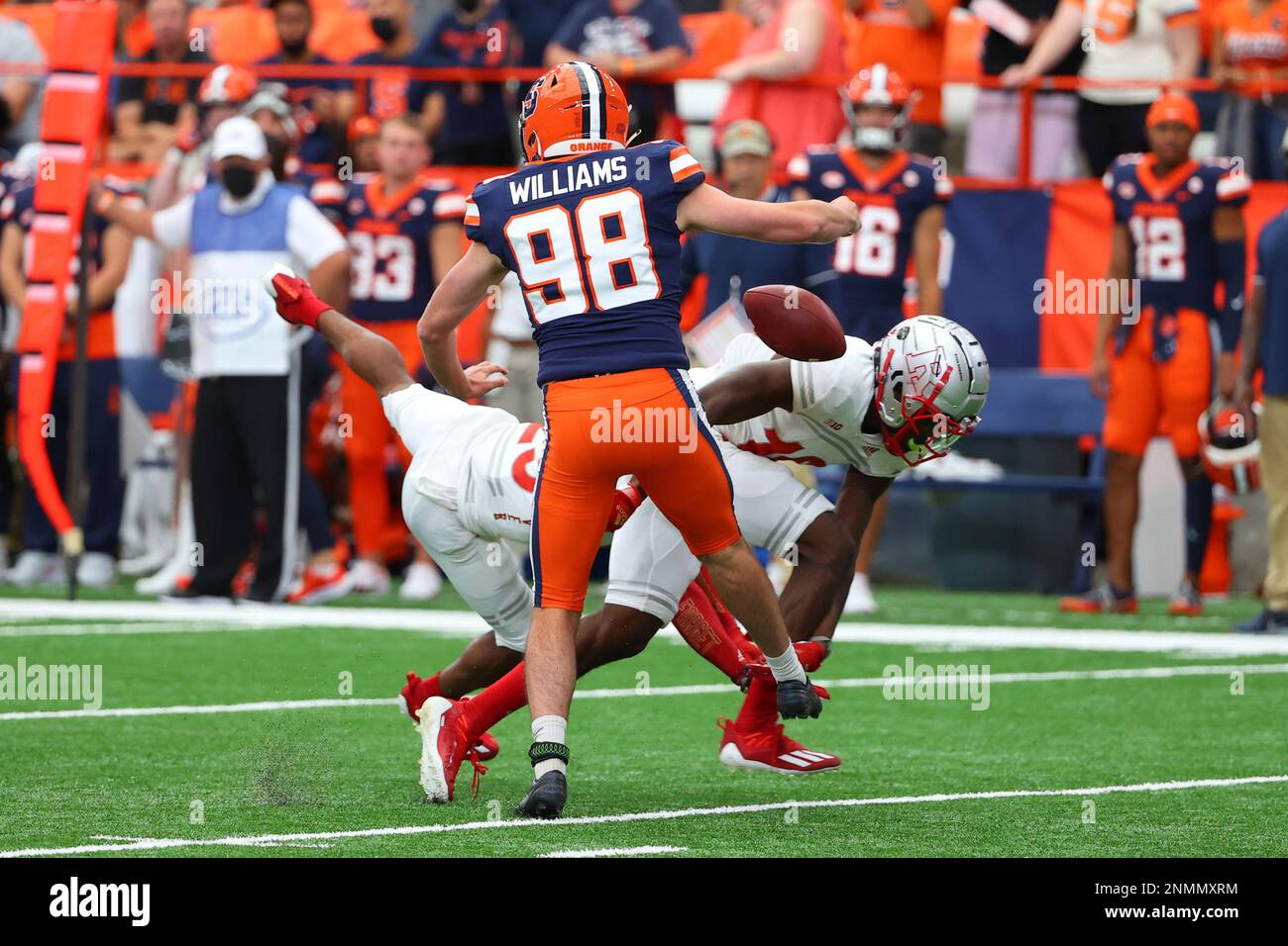 SYRACUSE, NY - SEPTEMBER 11: Rutgers Scarlet Knights defensive back Max ...
