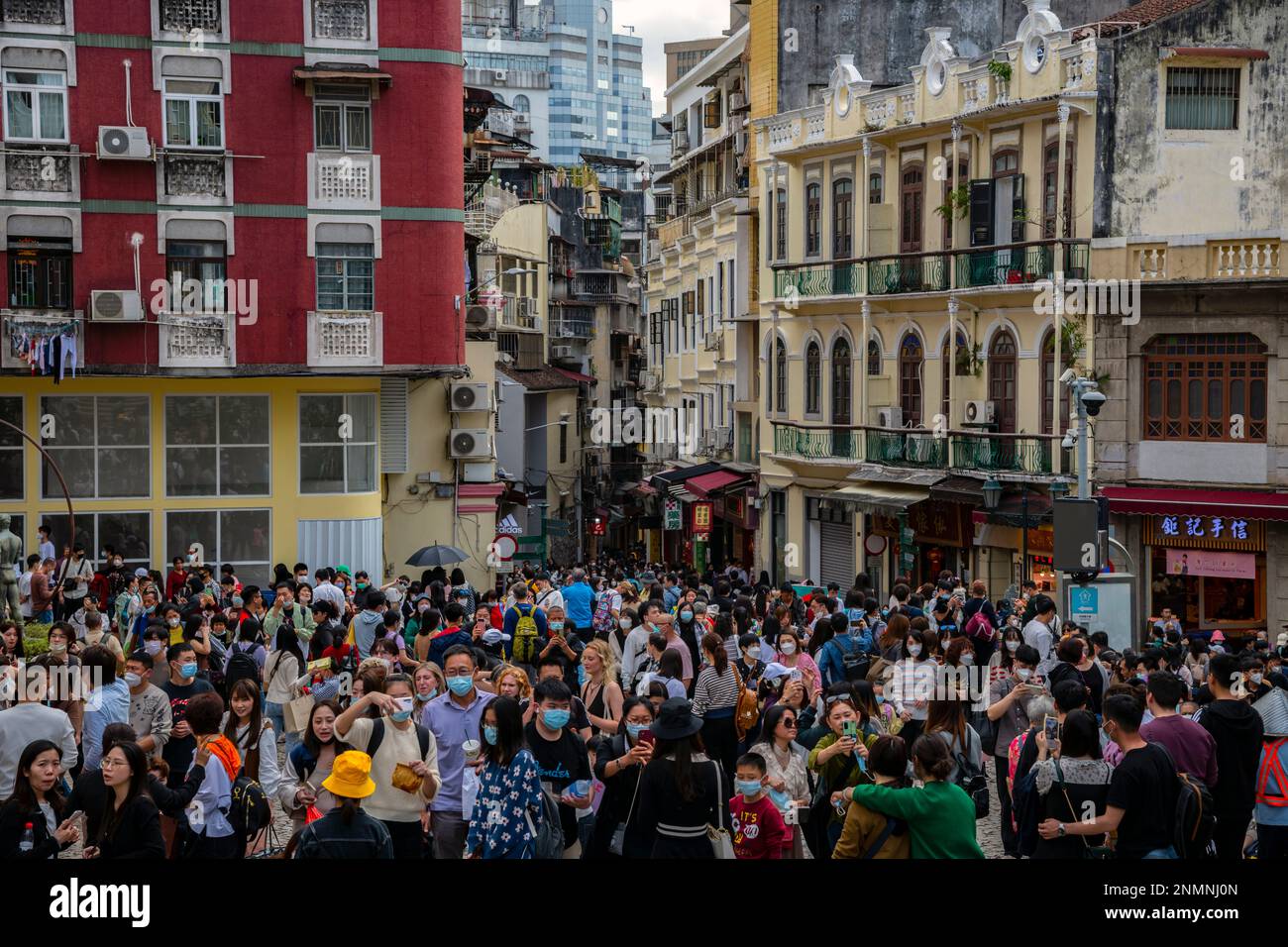 Macau china crowds in hi-res stock photography and images - Alamy