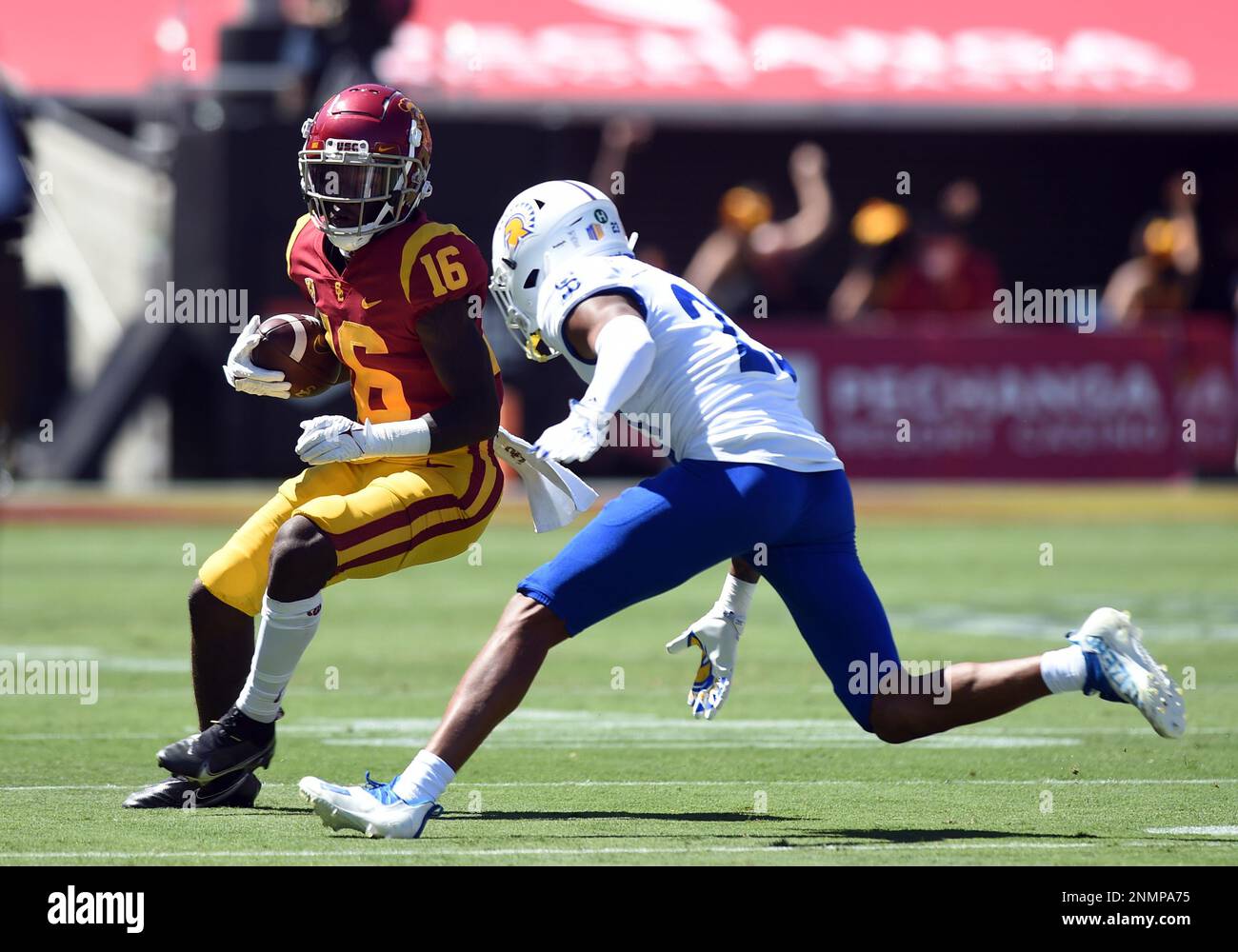 LOS ANGELES, CA - SEPTEMBER 04: USC wide receiver Tahj Washington (16 ...