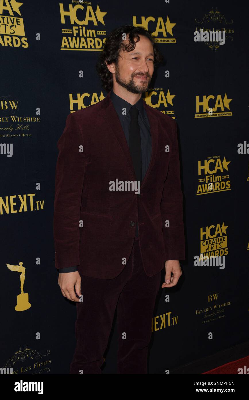 Joseph Gordon-Levitt attends the red carpet of the 2023 HCA Film Awards ...