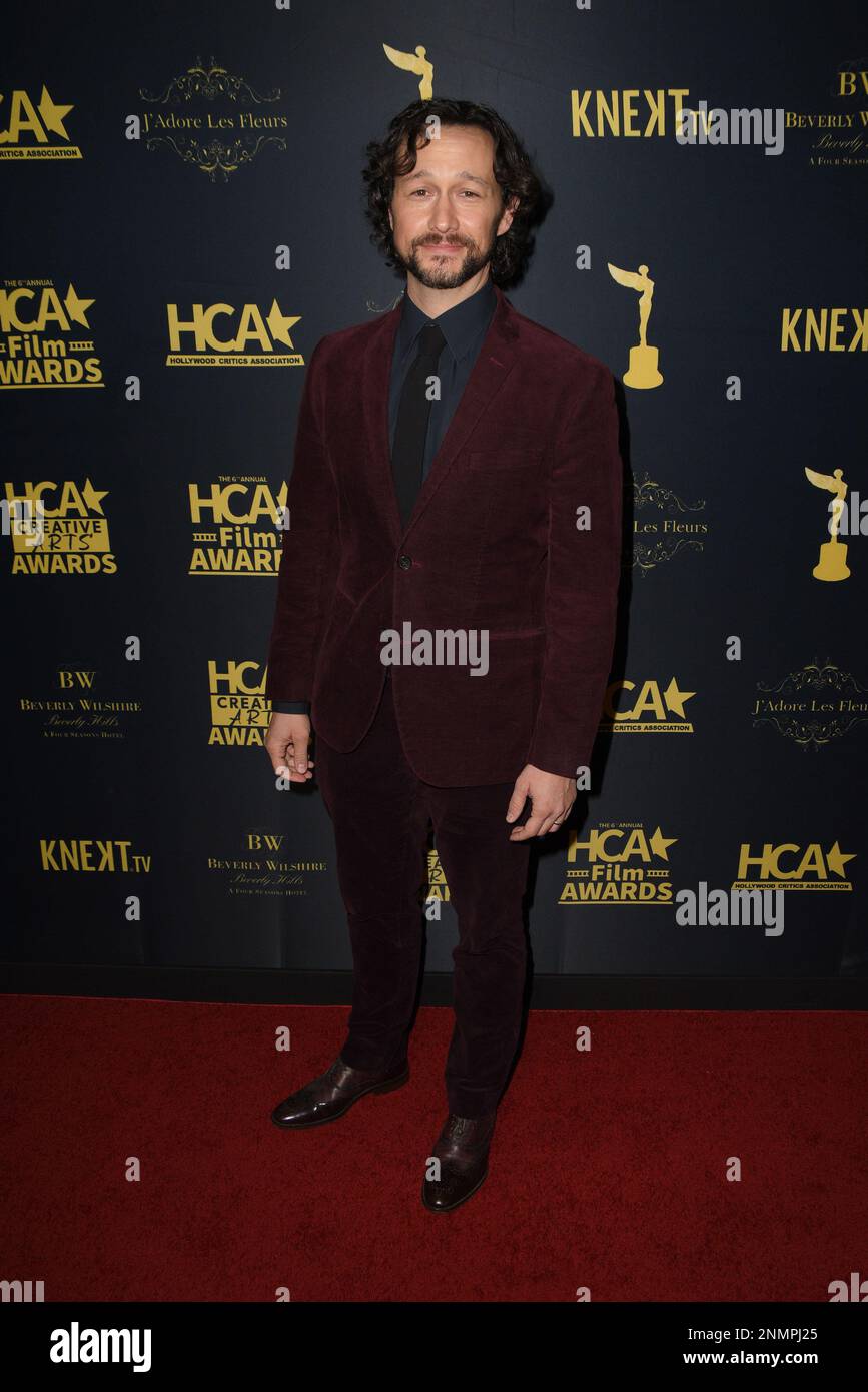 Joseph Gordon-Levitt attends the red carpet of the 2023 HCA Film Awards ...
