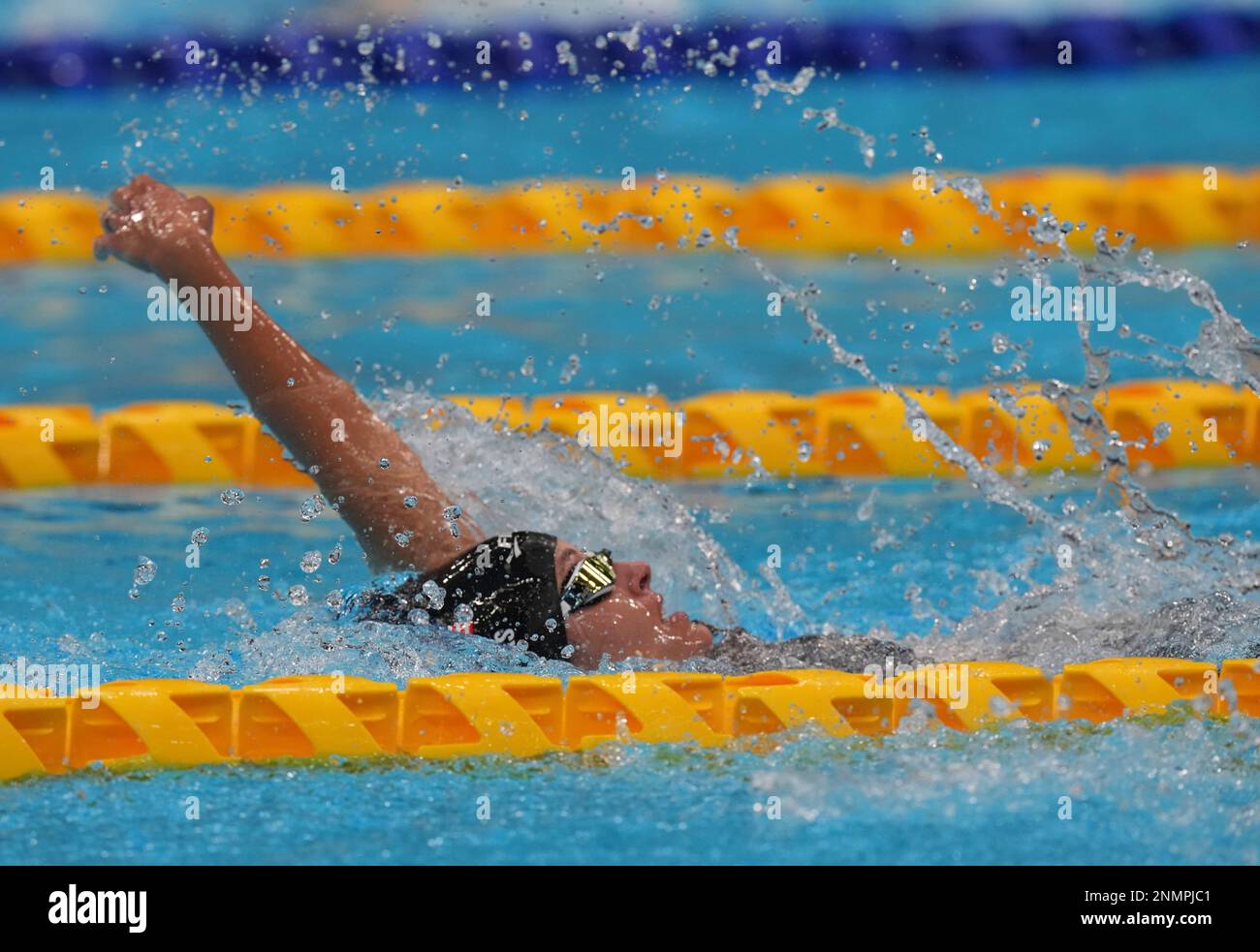 USA's MARKS Elizabeth competes in the Women's 100m Backstroke - S6 ...