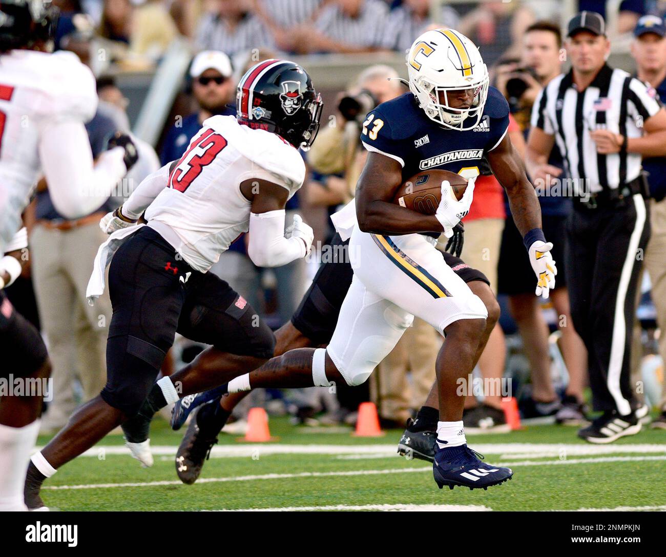 Chattanooga's Tyrell Price (23) breaks loose for a big gain against ...